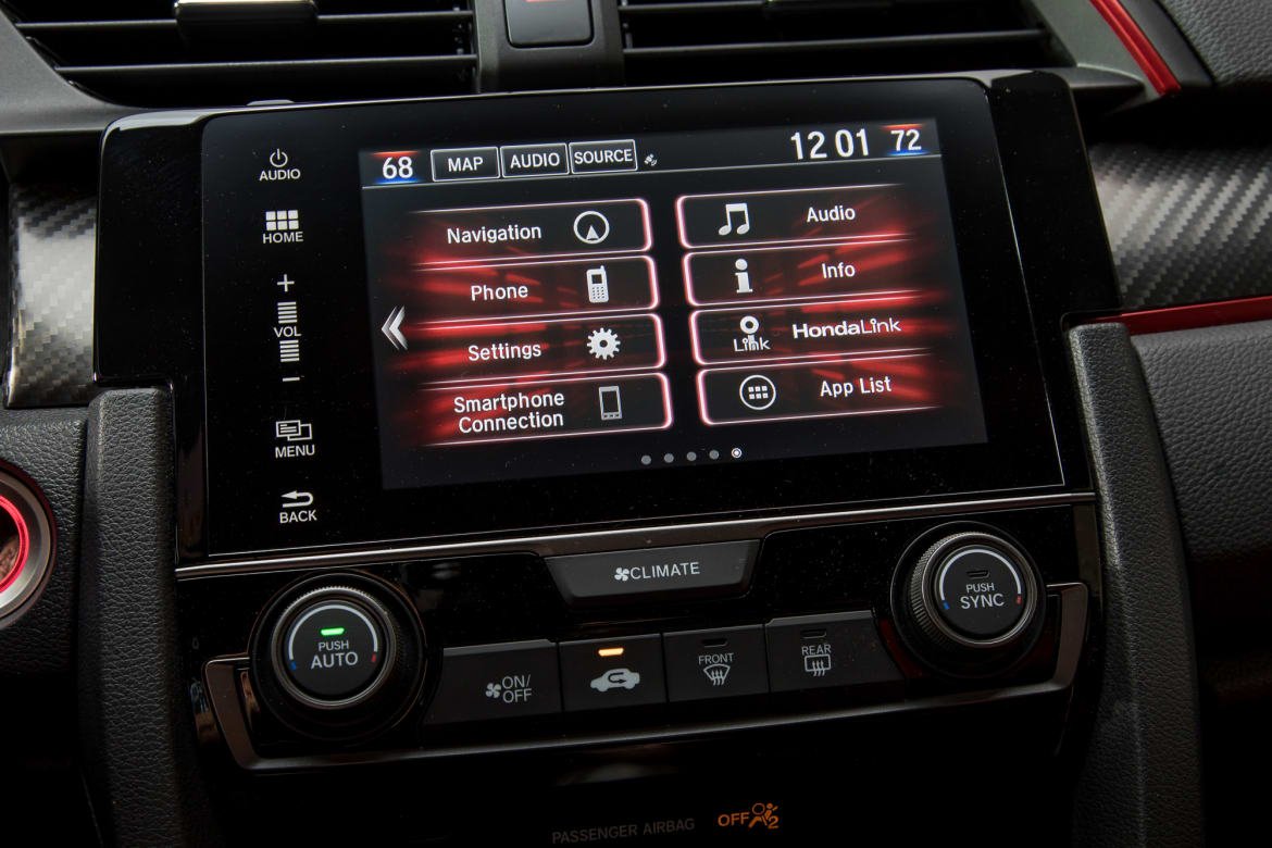 StaR Performers: 2018 Honda Civic Type R Vs. 2018 Volkswagen Golf R ...