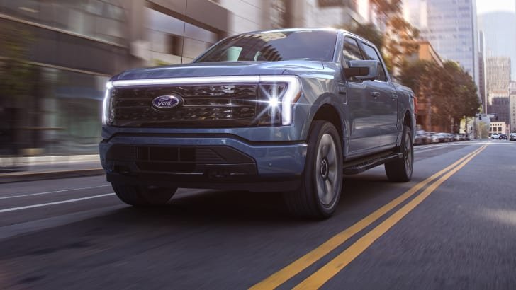 2022 Ford F-150 Lightning: Electric pick-up revealed with 483km range ...