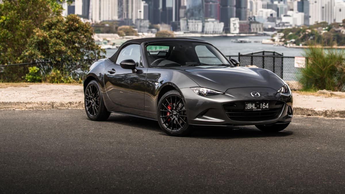 2021 Kia Picanto GT v 2021 Mazda MX-5 RF GT RS comparison – revRebel
