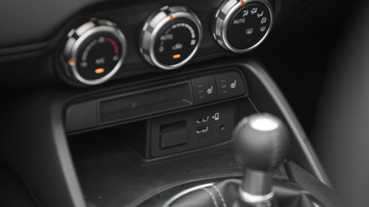 2021 Kia Picanto GT v 2021 Mazda MX-5 RF GT RS comparison – revRebel