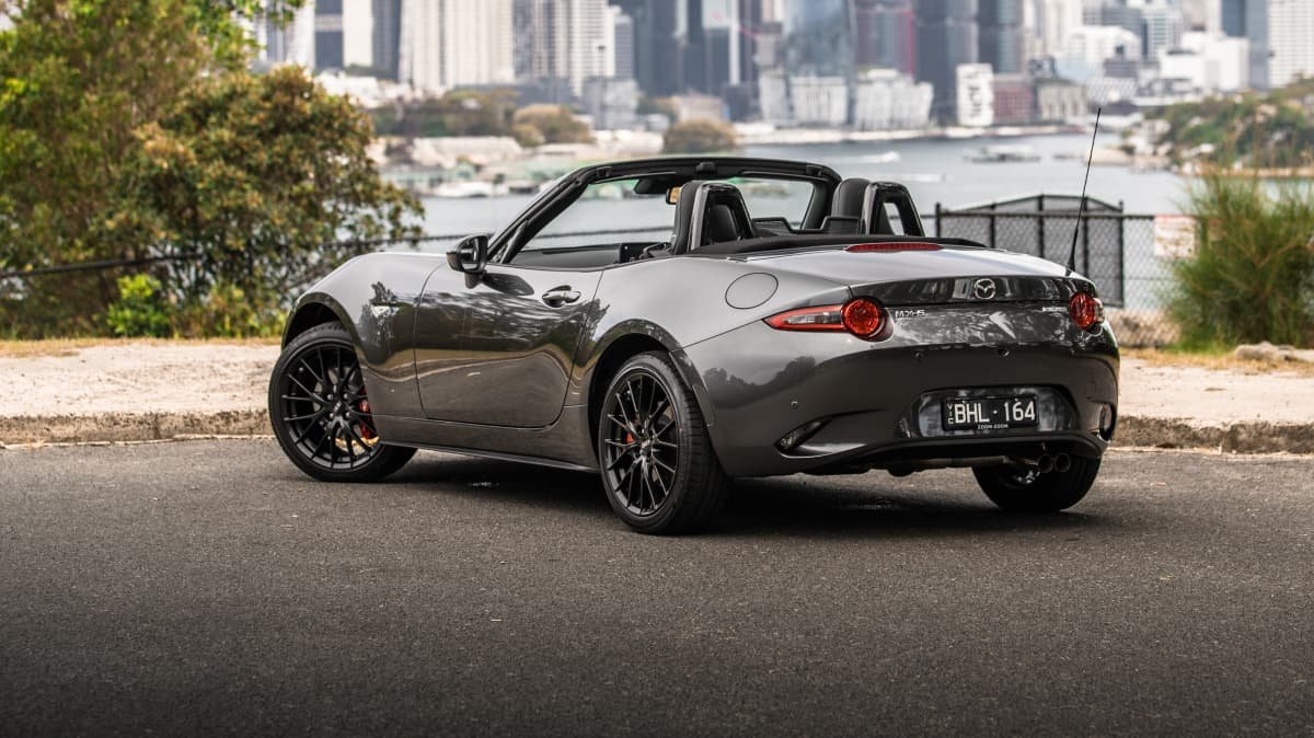 2021 Kia Picanto GT v 2021 Mazda MX-5 RF GT RS comparison – revRebel
