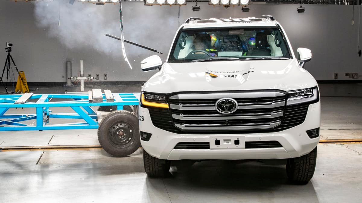 2022 Toyota LandCruiser 300 Series earns five-star ANCAP safety rating – revRebel