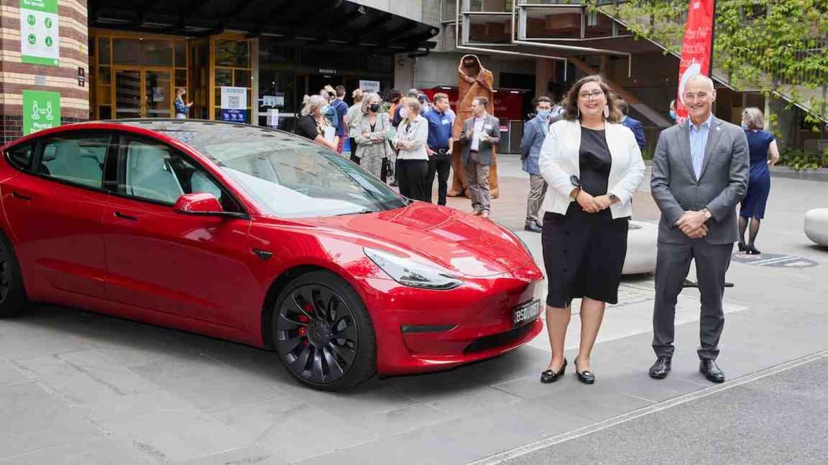 Electric vehicle research centre confirmed for RMIT Melbourne – revRebel