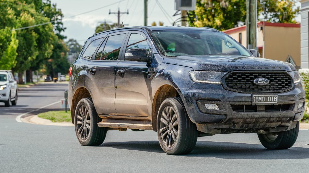 4×4 Wagon versus 4×4 Ute comparison – revRebel