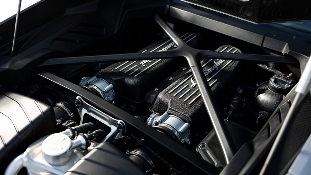 Lamborghini’s 631 hp Huracàn Tecnica Is a Snarling Beast—With Manners ...