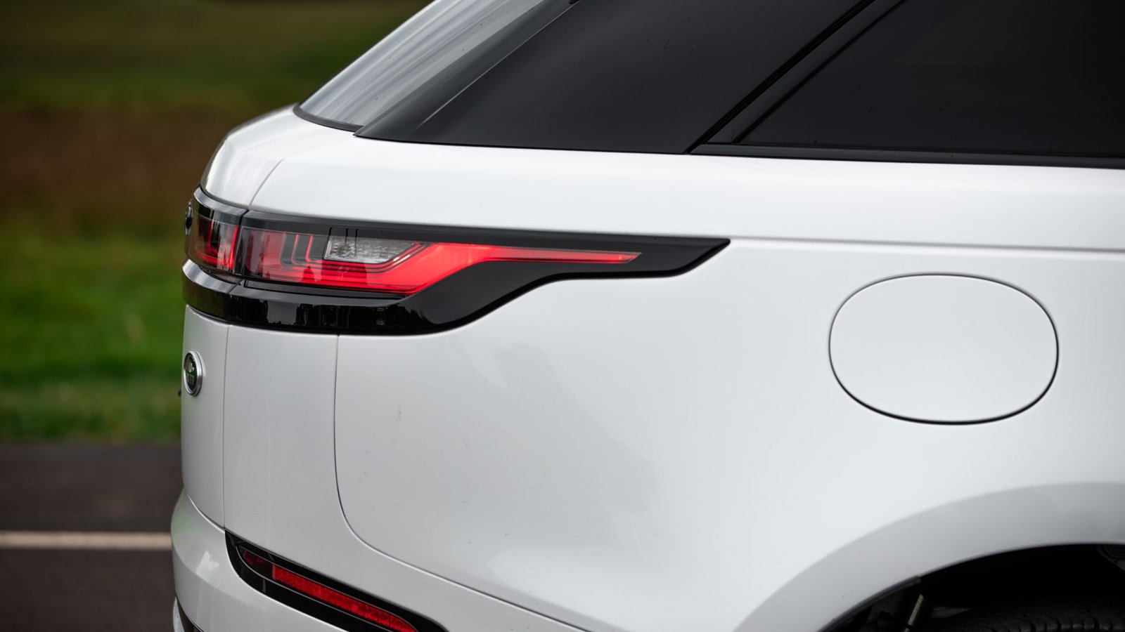 2023 Range Rover Velar R-Dynamic SE P250 review – revRebel