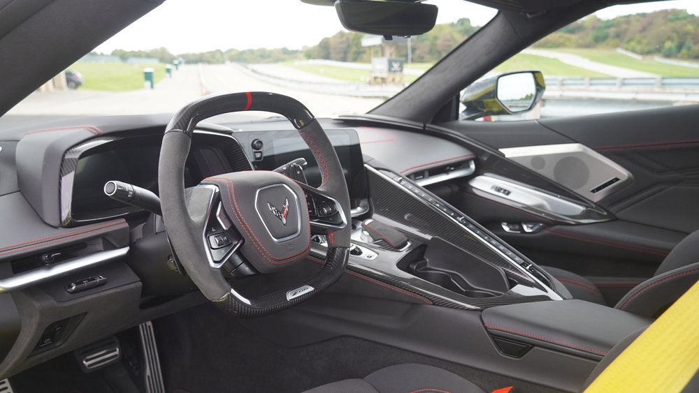 The Corvette’s True Potential Is Unleashed with the 670 hp Z06 – Robb ...