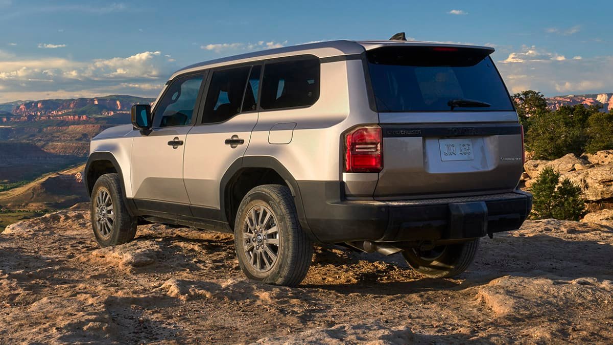 2024 Toyota Prado GR Sport, base model imagined – revRebel