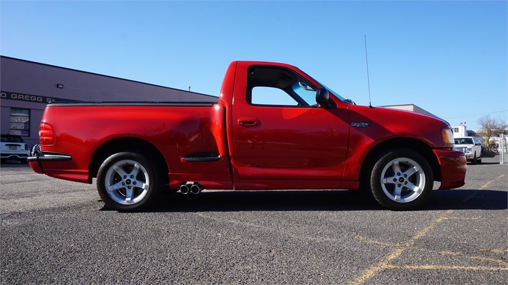 1999 Ford F-150 SVT Lightning – revRebel