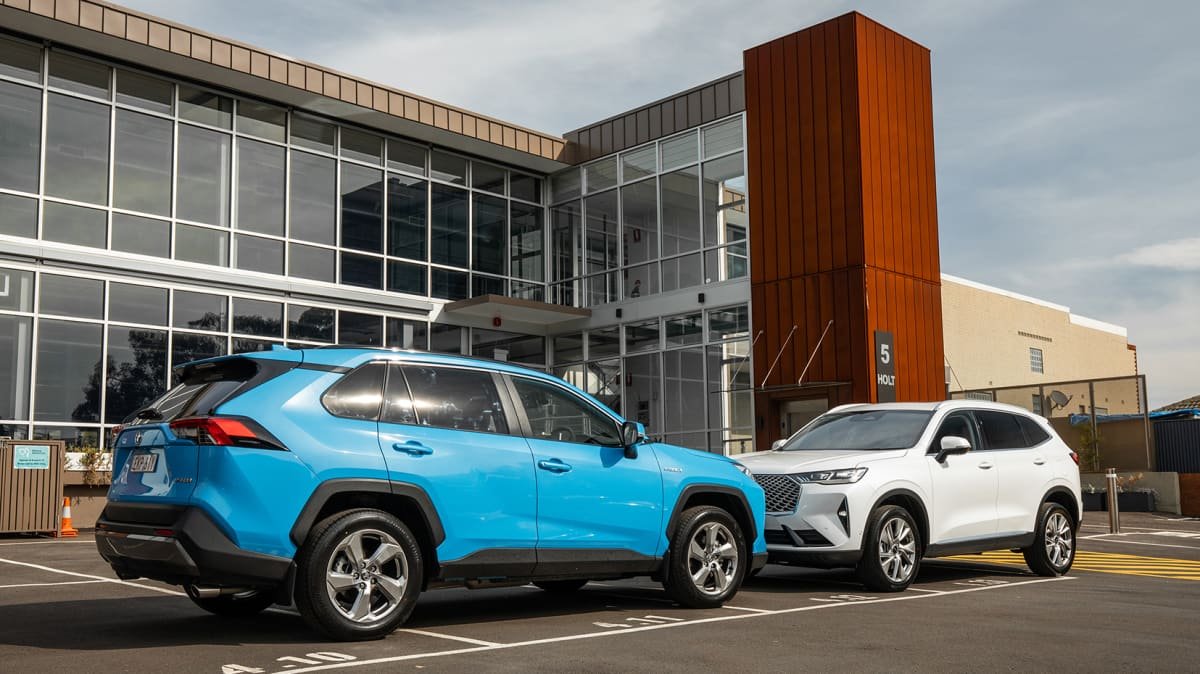 2021 Haval H6 Ultra 2WD v Toyota RAV4 GXL Hybrid comparison – revRebel