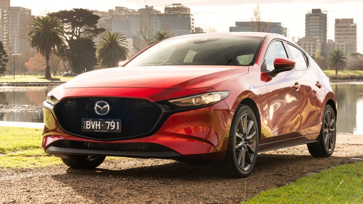 Mazda 3 manual axed in exodus of small cars from three pedals – revRebel