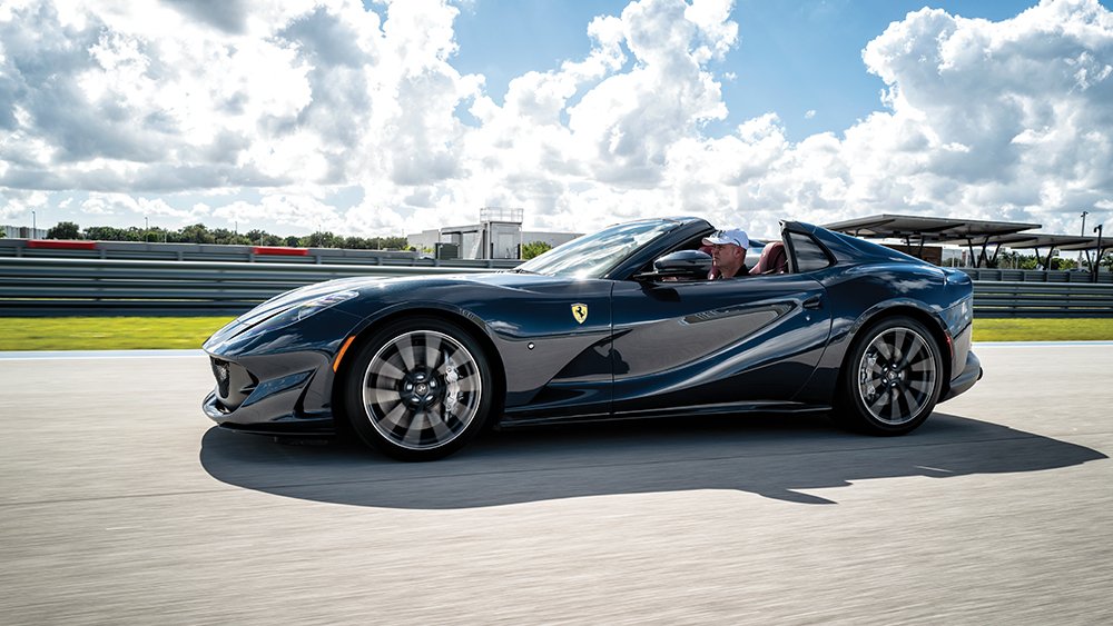 Ferrari’s 812 GTS Is Robb Report’s Runner-Up for 2022 Car of the Year ...