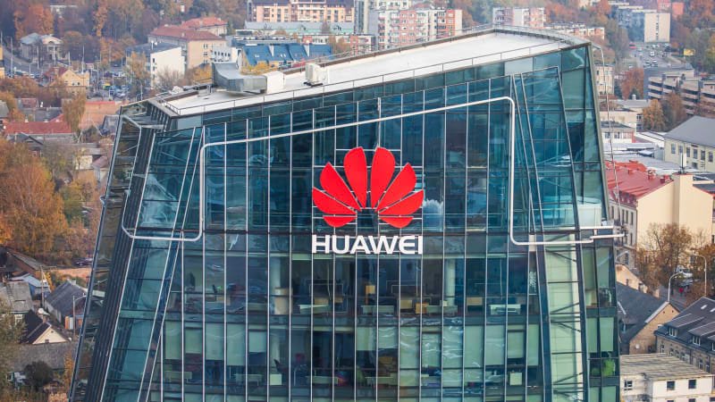 Huawei to invest $1.3 billion in autonomous electric vehicle ...