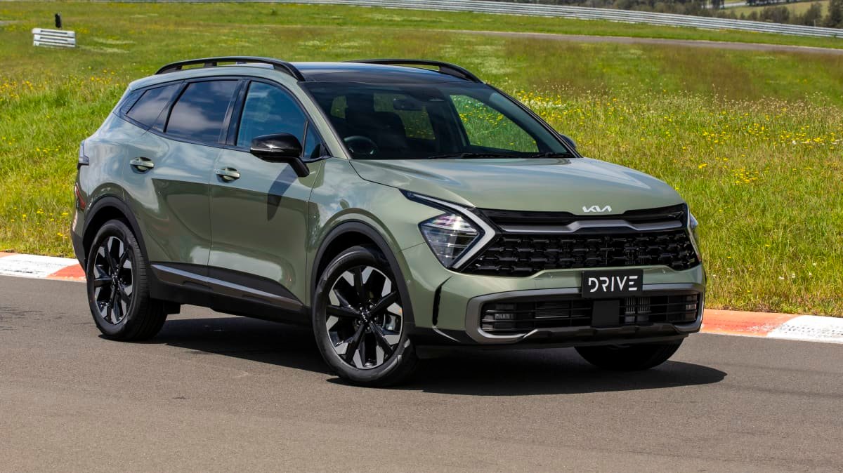 Kia Sportage wins 2022 Drive Car of the Year Best Medium SUV – revRebel