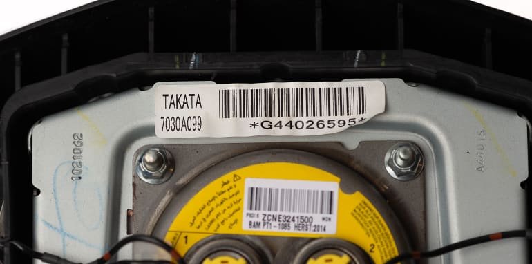 Takata: Queensland to issue defect notices for Alphaequipped cars ...