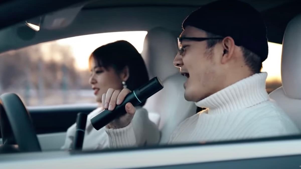 Tesla launches in-car karaoke system with built-in microphone – revRebel