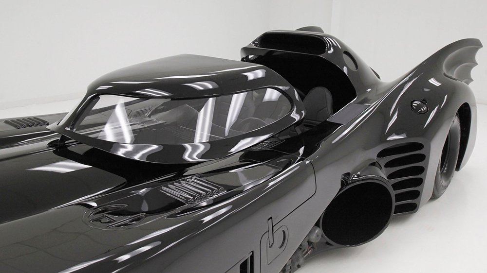 The Batmobile from ‘Batman Returns’ Is on Sale for $1.5 Million – Robb ...