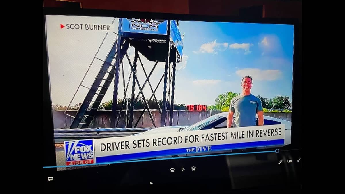 Video: Chevrolet Corvette breaks reverse speed world record – revRebel